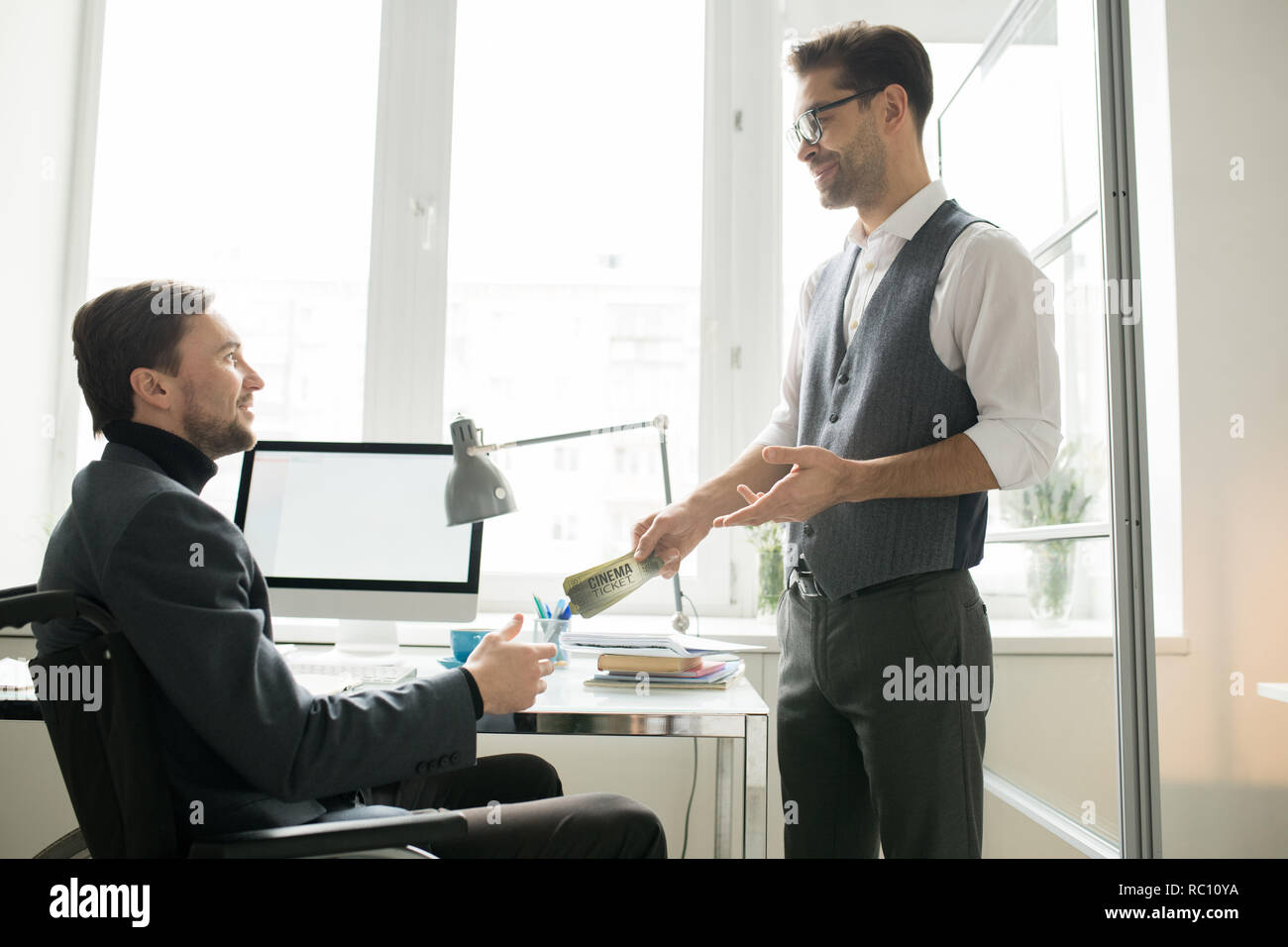 Inviting workplace hi-res stock photography and images - Alamy