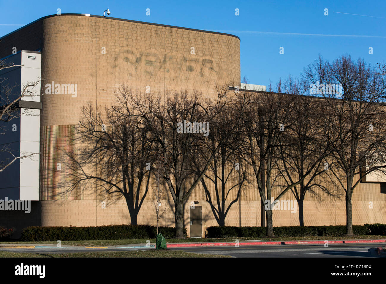 Sears logo hi-res stock photography and images - Alamy