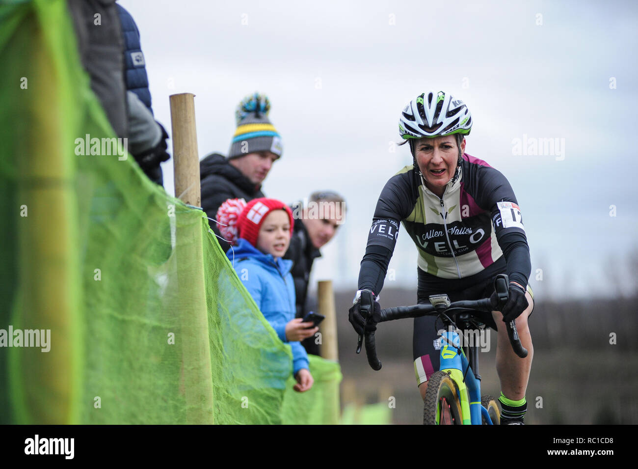 Velo cross hi-res stock photography and images - Alamy