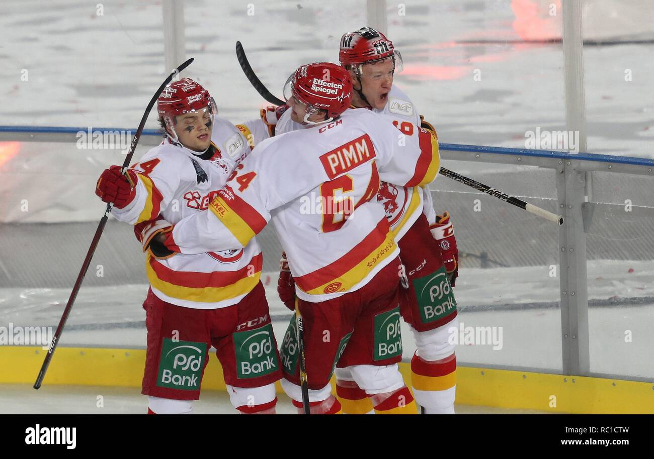 Cologne, Deutschland. 12th Jan, 2019. firo Ice Hockey 12.01.2019 DEL ...