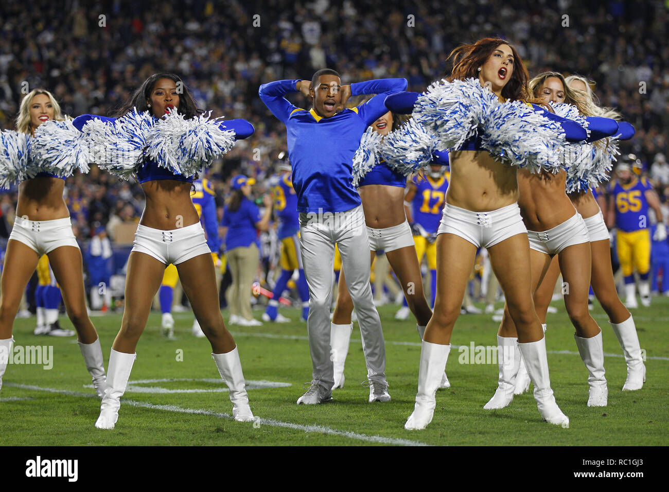 Rams cheerleaders hi-res stock photography and images - Alamy