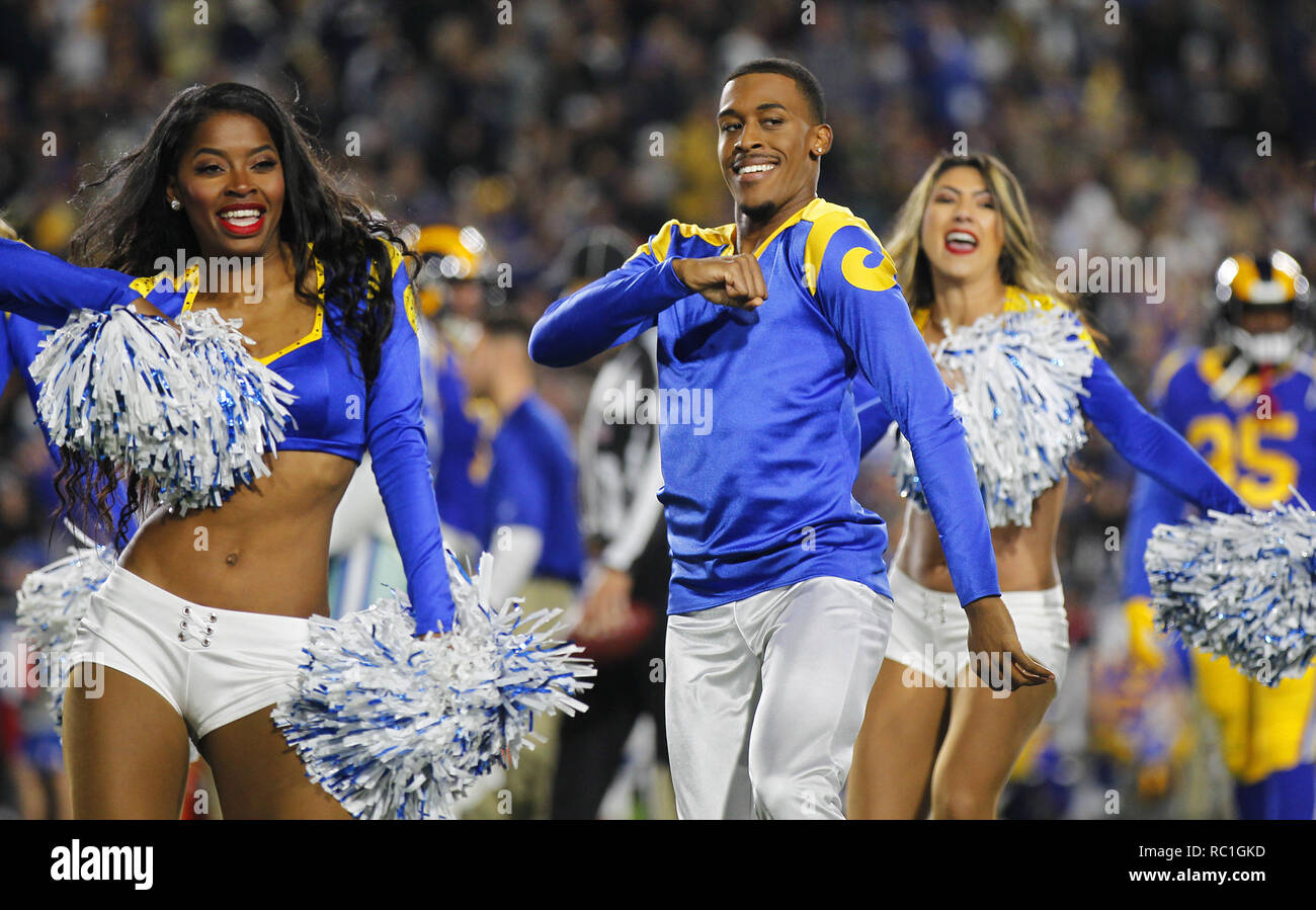 Rams cheerleaders hi-res stock photography and images - Alamy