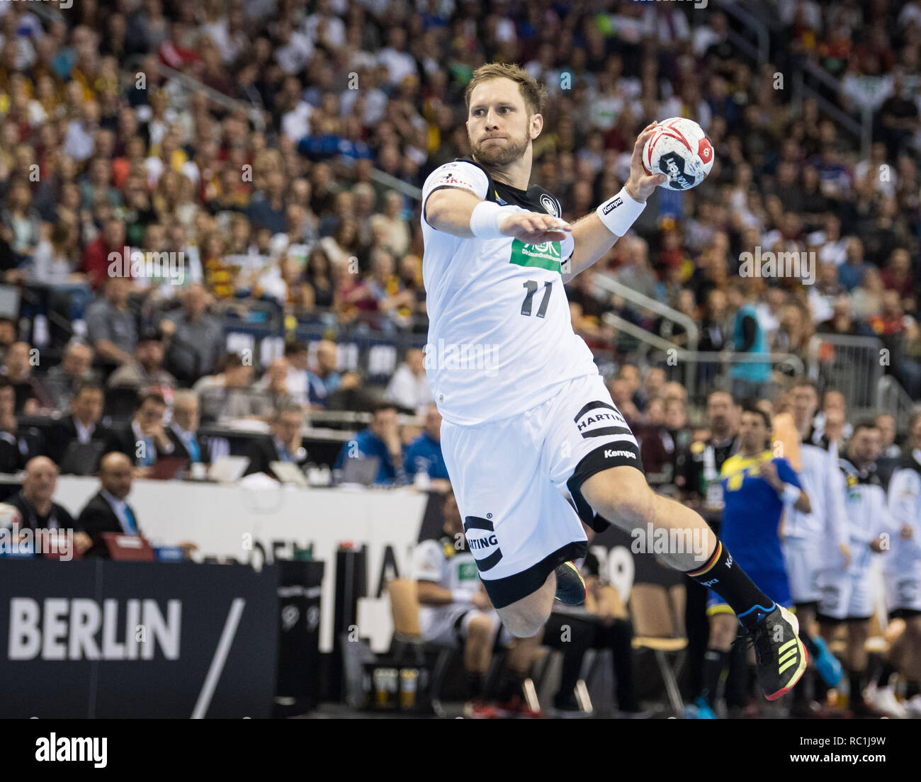 German handball player hi-res stock photography and images - Alamy