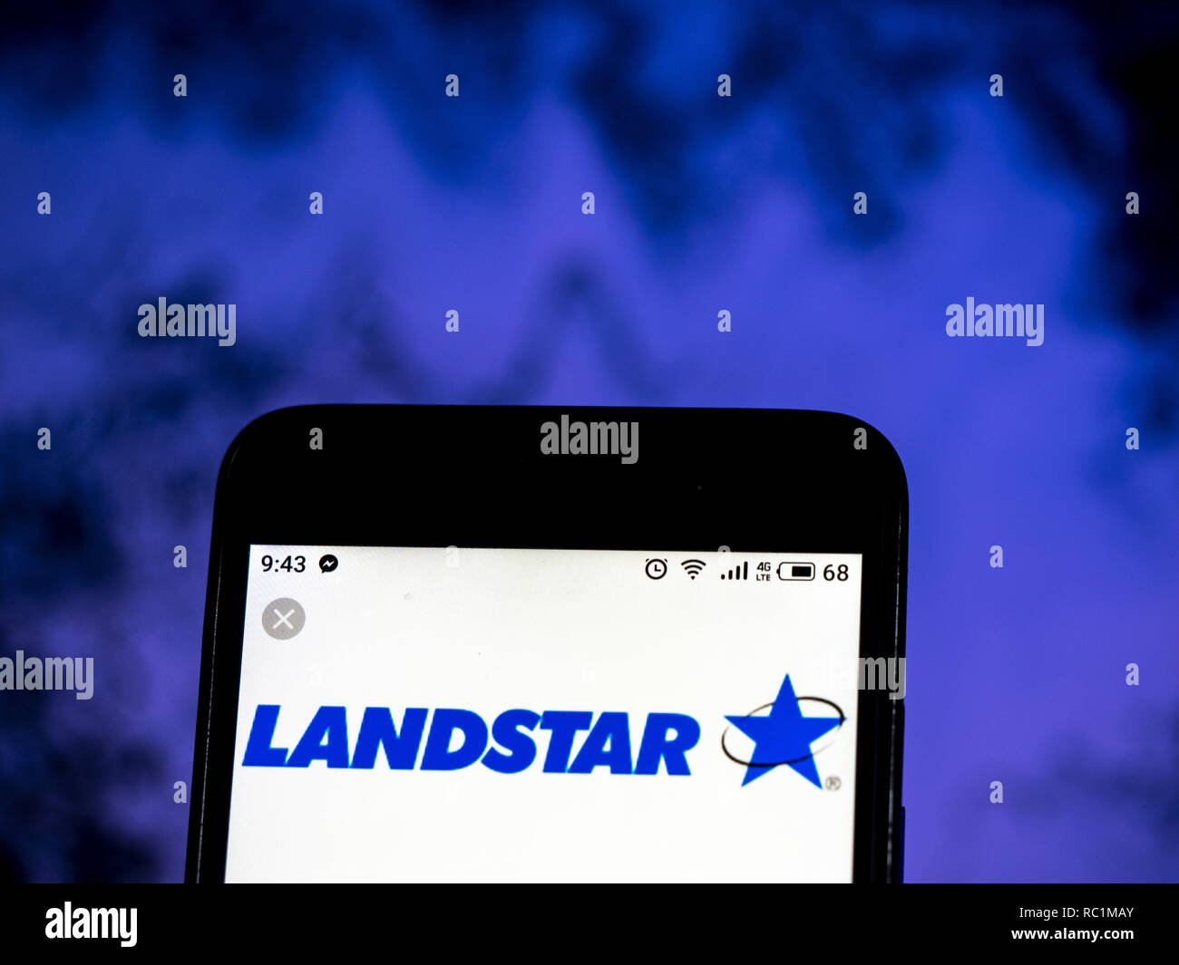 Landstar system logo hi-res stock photography and images - Alamy