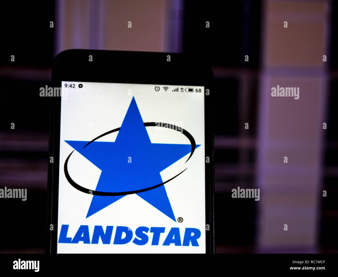 Landstar system logo hi-res stock photography and images - Alamy