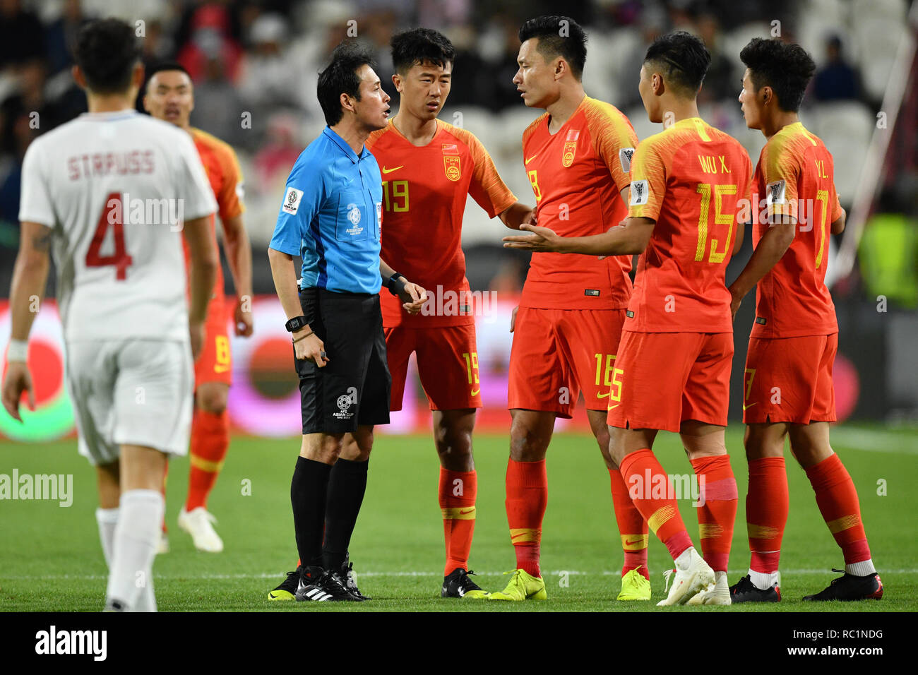 Abu Dhabi, United Arab Emirates. Credit: MATSUO. 11th Jan, 2019. (L-R ...
