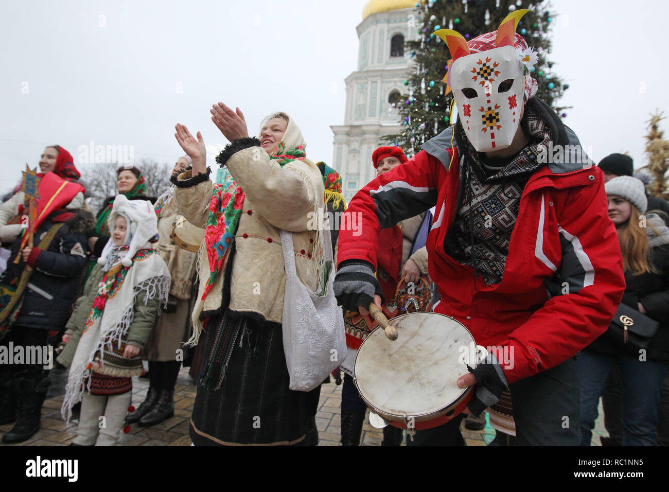 Kiev, Ukraine. 13th Jan, 2019. People wearing traditional clothes ...