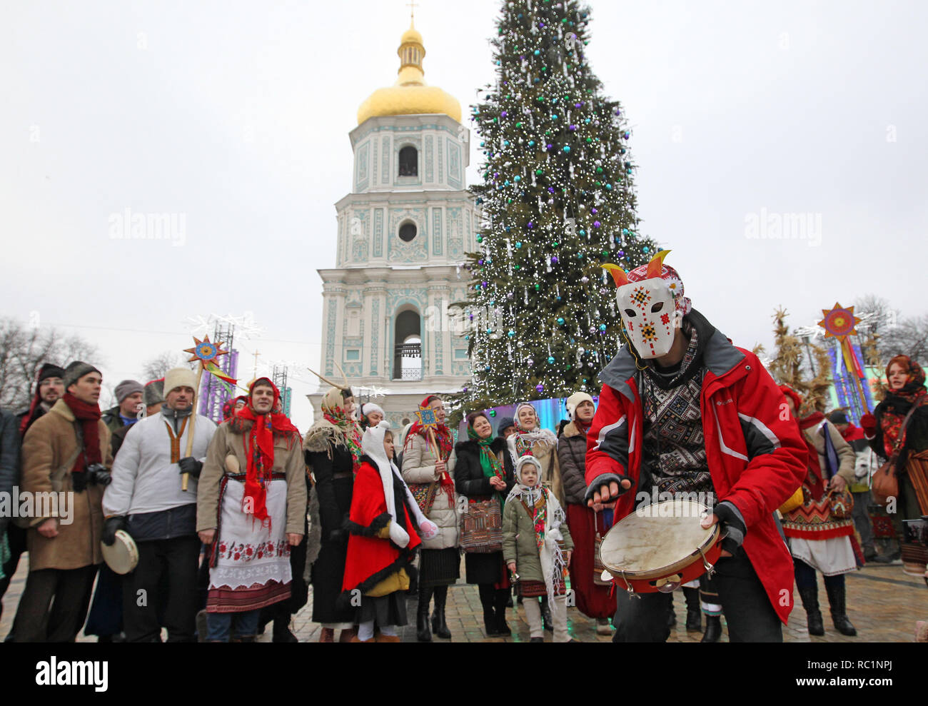 Kiev, Ukraine. 13th Jan, 2019. People wearing traditional clothes ...