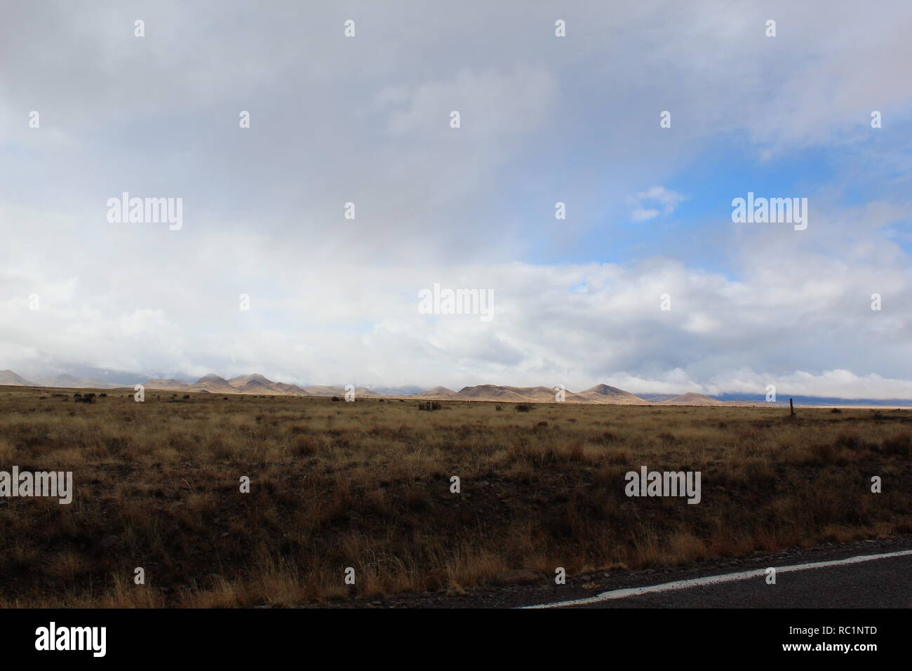 Roadway travel hi-res stock photography and images - Alamy