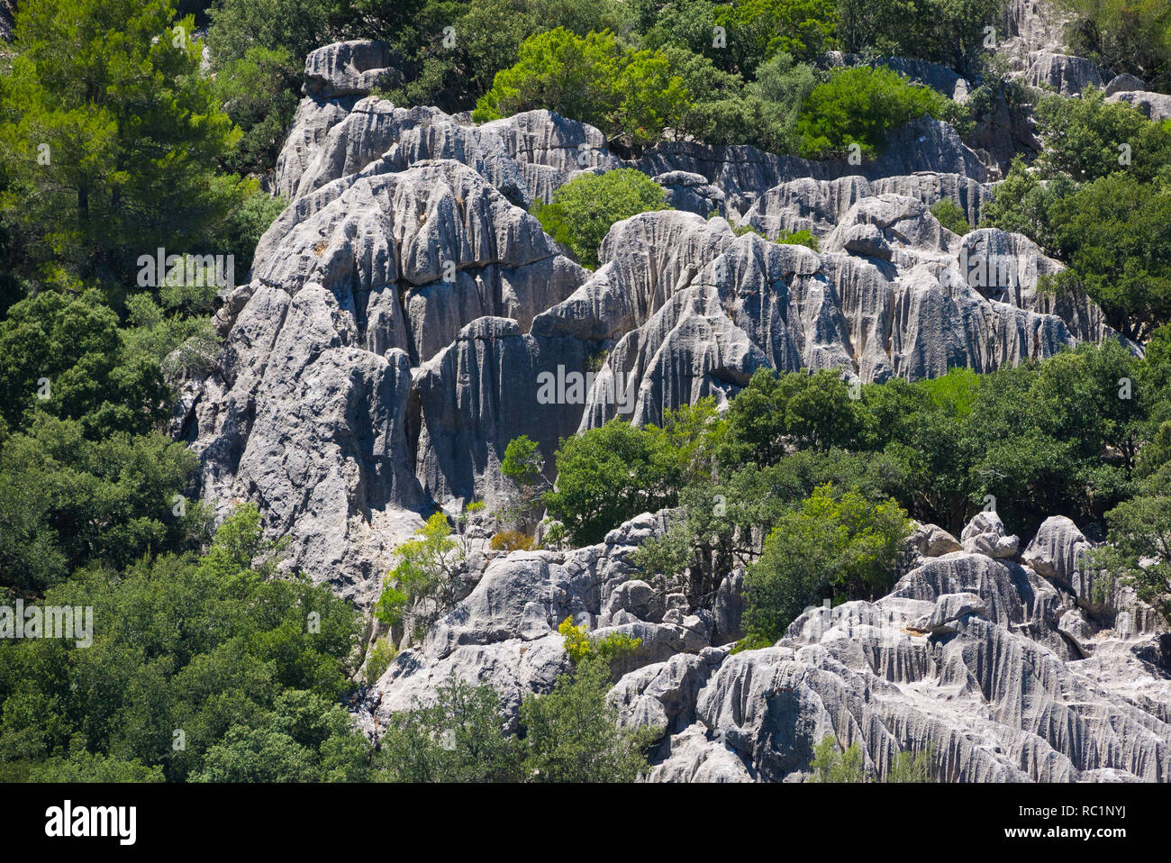Sloping rock hi-res stock photography and images - Alamy