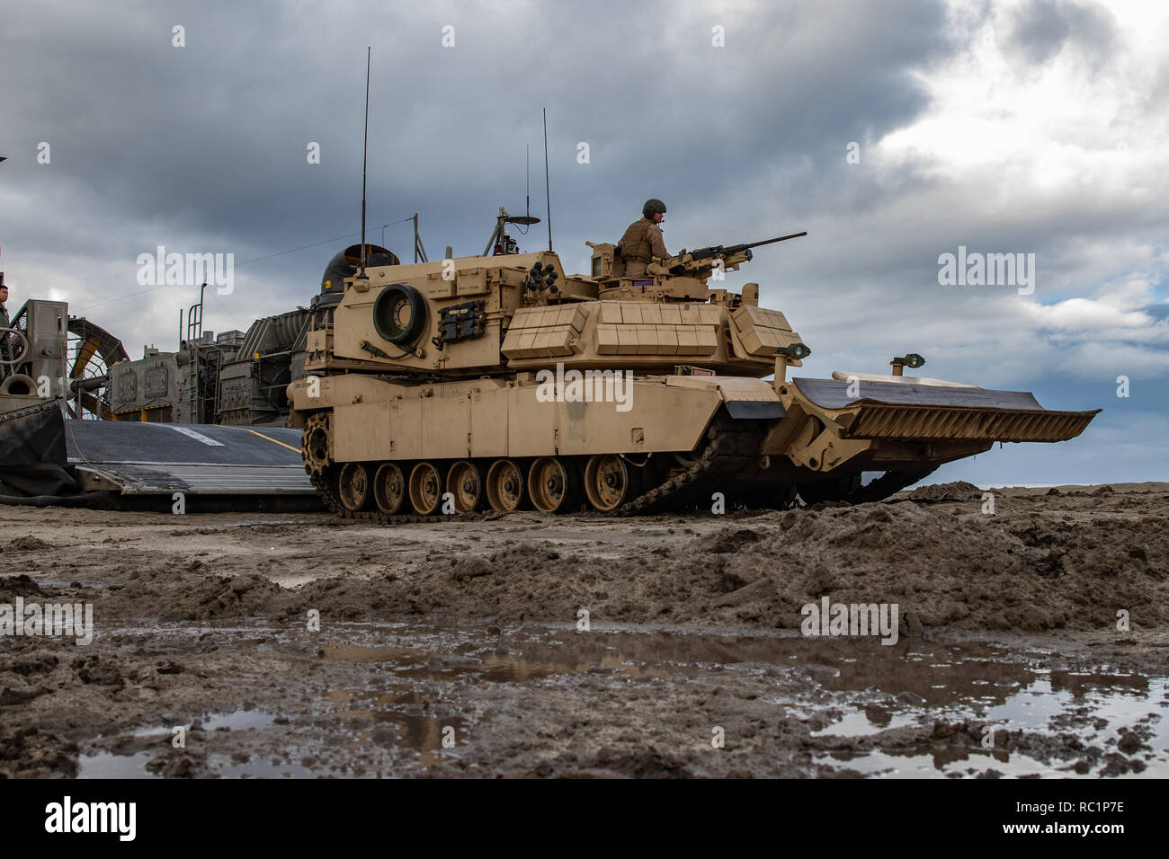 Assault breacher vehicle hi-res stock photography and images - Alamy