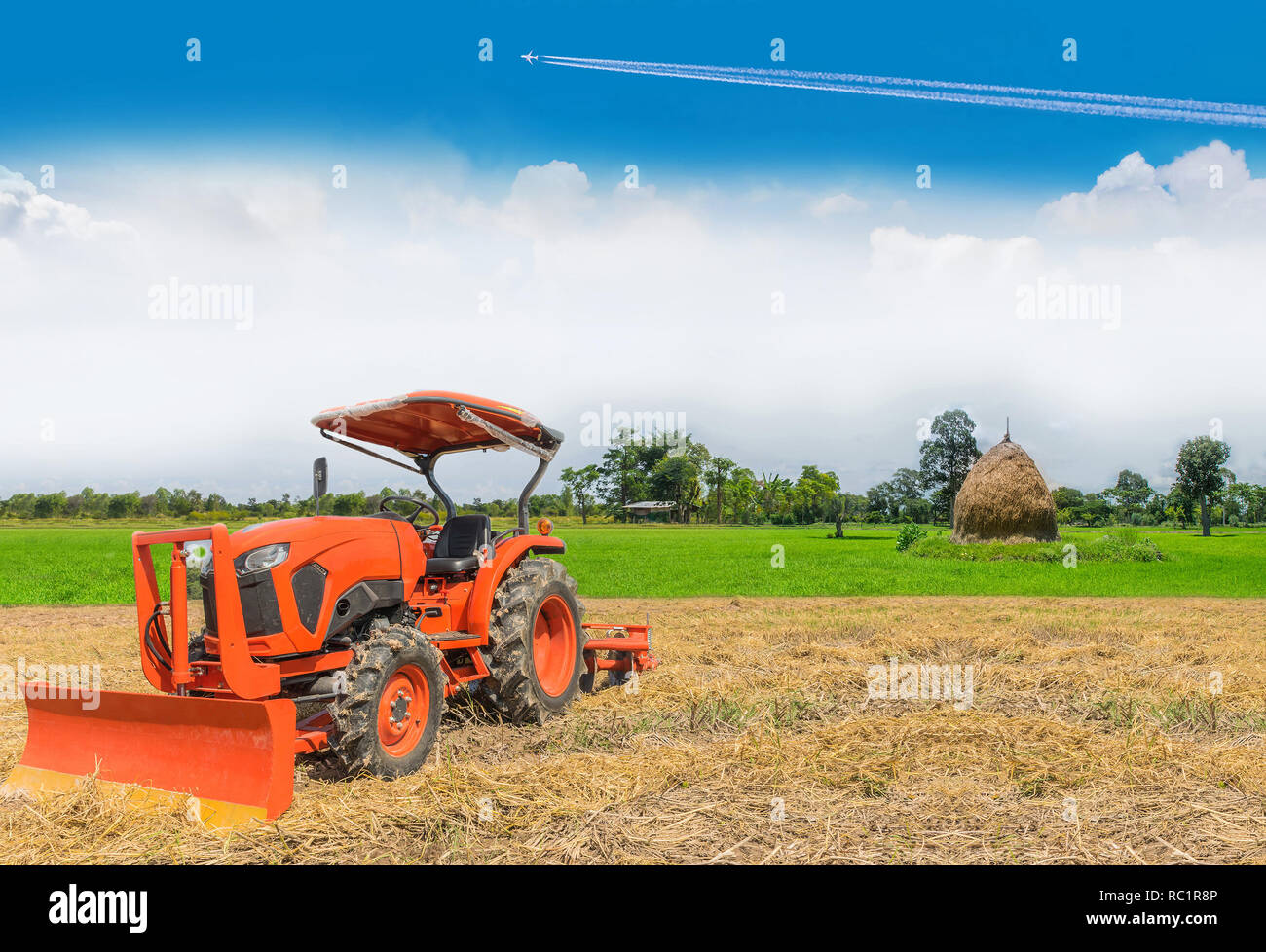 Seed machine hi-res stock photography and images - Alamy