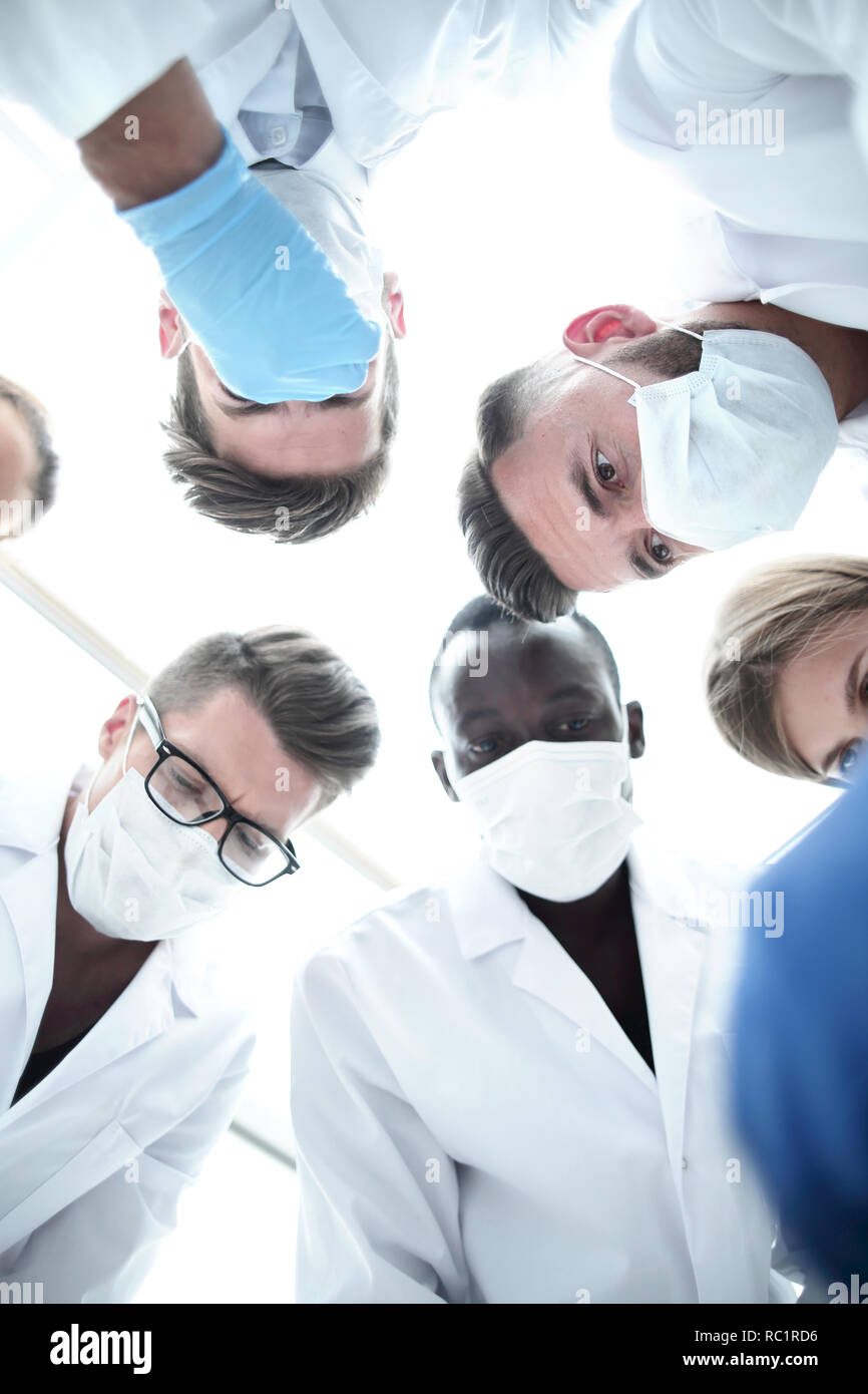 Doctor surgeon apron hi-res stock photography and images - Alamy
