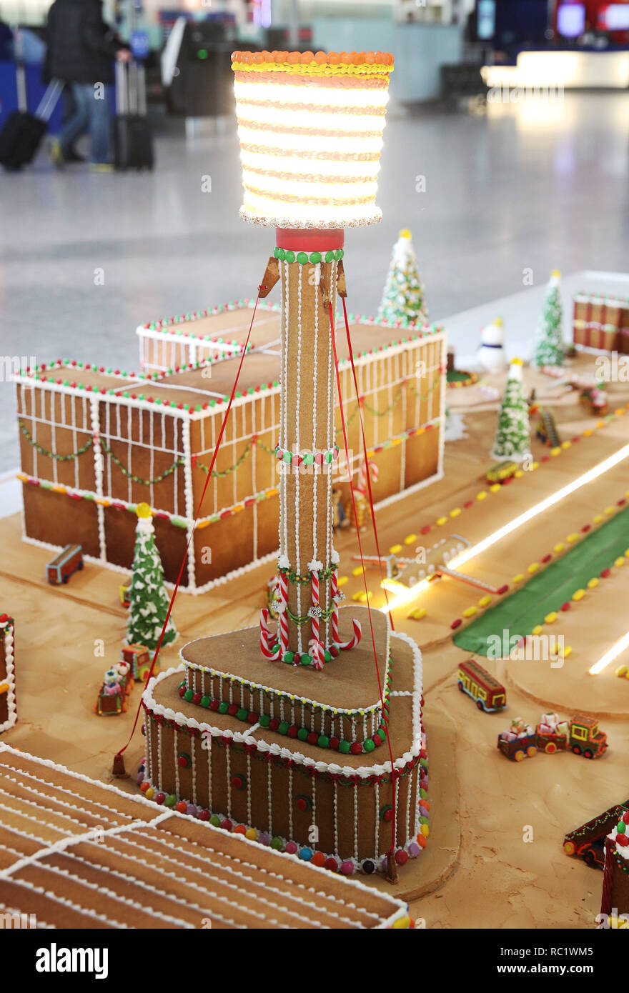 Great British Bake Off 2016 winner, Candice Brown and food artist ...