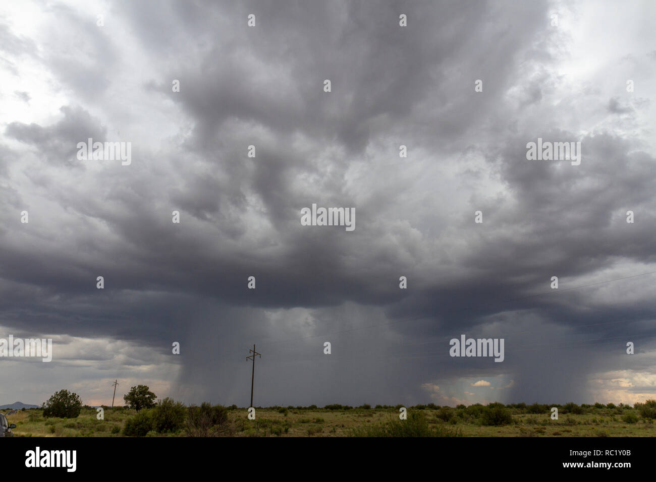 Microburst hi-res stock photography and images - Alamy