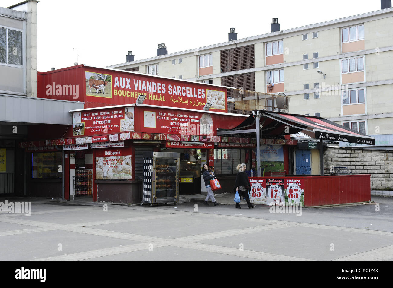 Riyad mahrez house hi-res stock photography and images - Alamy