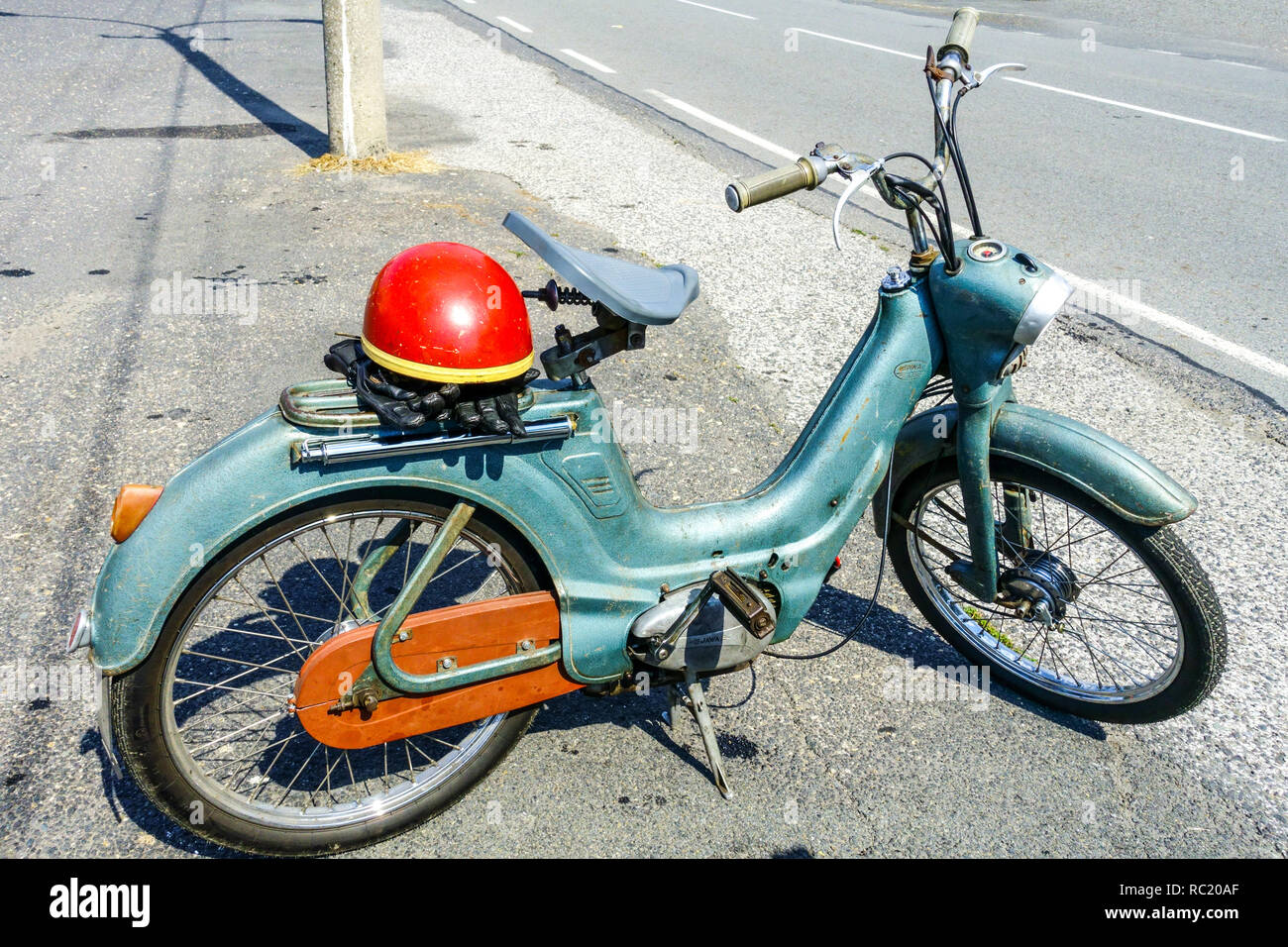 Jawa 50 hi-res stock photography and images - Alamy