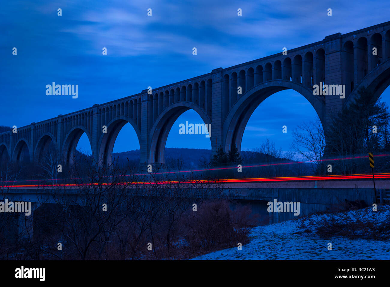 Largest concrete bridge in america hi-res stock photography and images ...