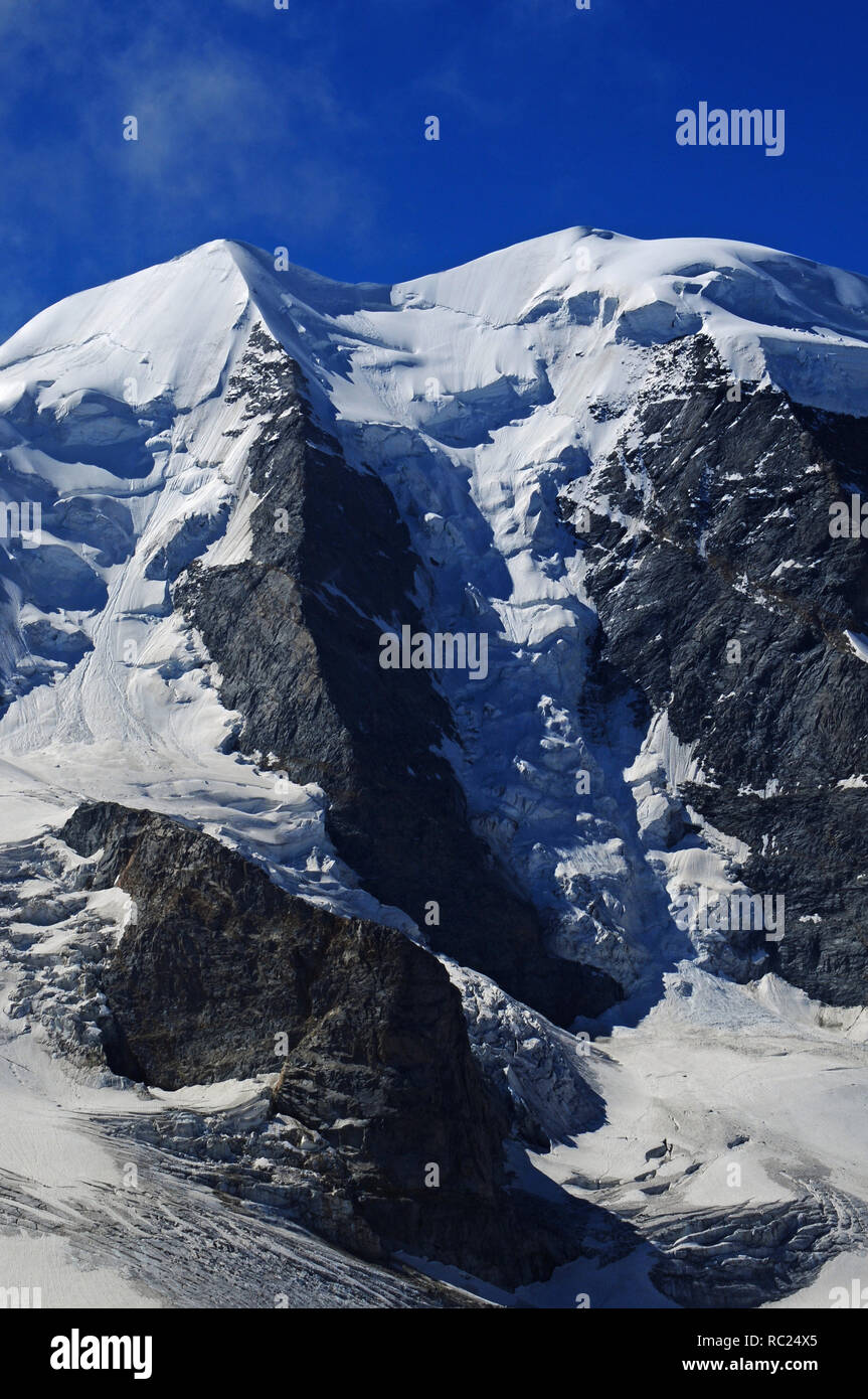 Swiss Alps: The peaks of the Bernina mountain range in the upper ...