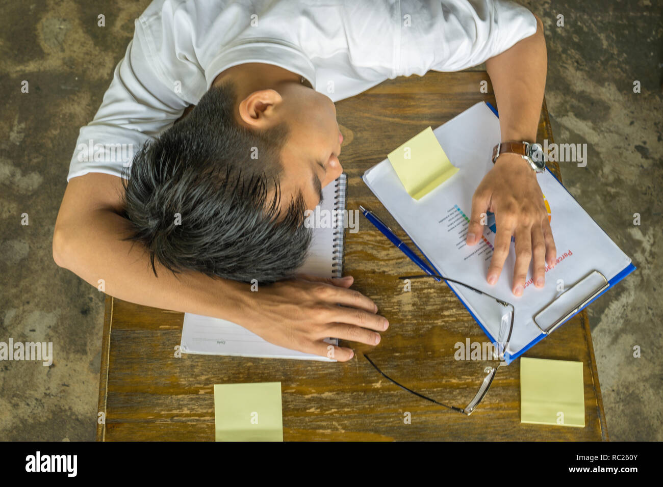 Sleep desk work funny hi-res stock photography and images - Alamy