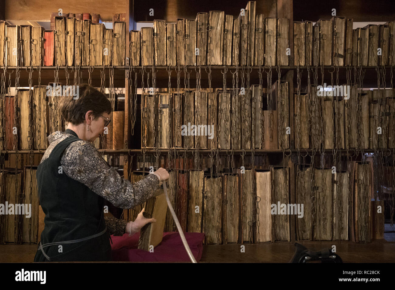 Hereford the chained library hi-res stock photography and images - Alamy
