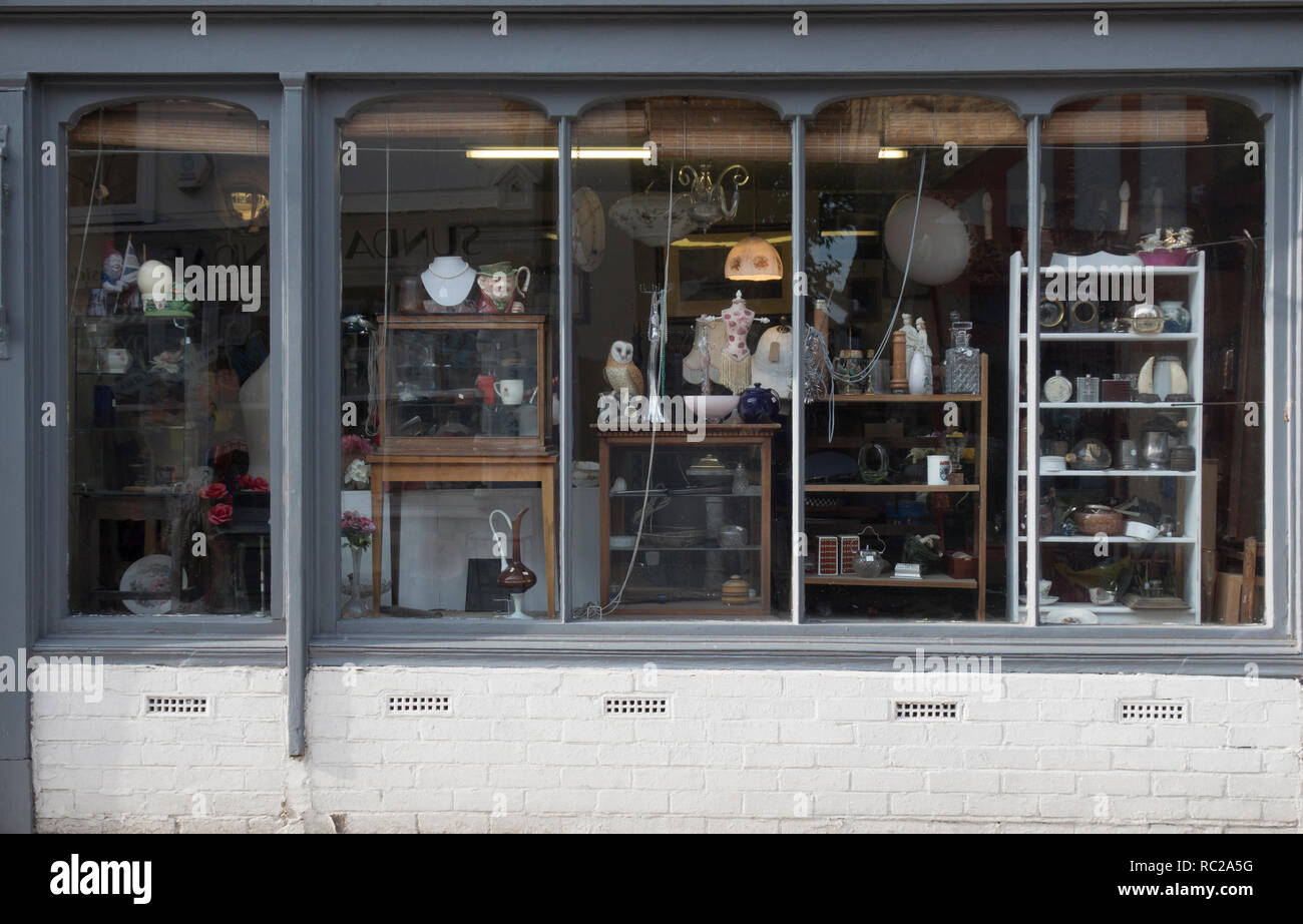 Antiques shop window in Whitstable, Kent Stock Photo - Alamy