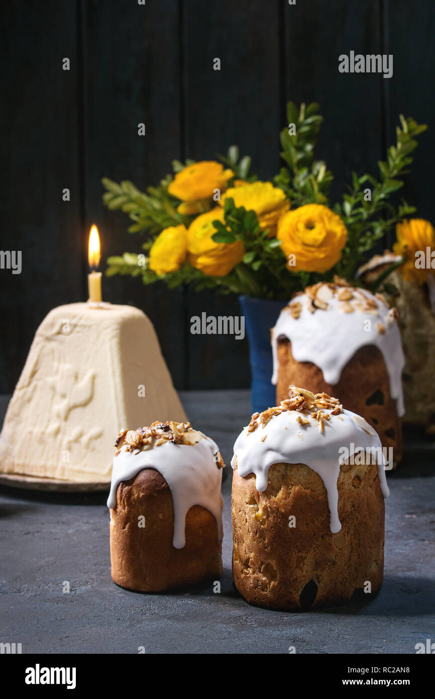 Paskha kulich traditional orthodox hi-res stock photography and images ...