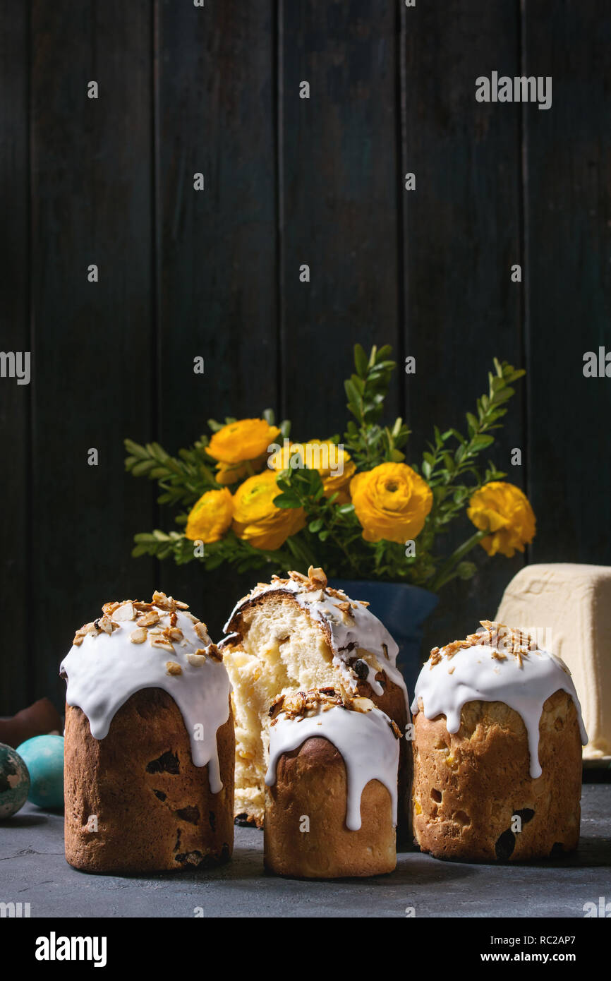 Easter cake Kulich Stock Photo - Alamy