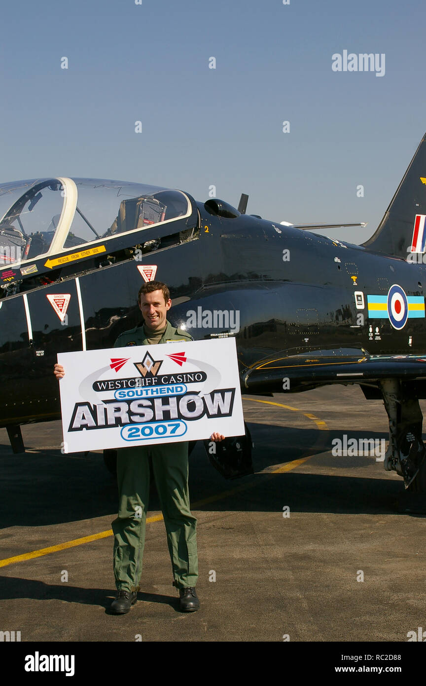 RAF, Royal Air Force BAe Hawk T1 jet plane display pilot Flt Lt Mike ...