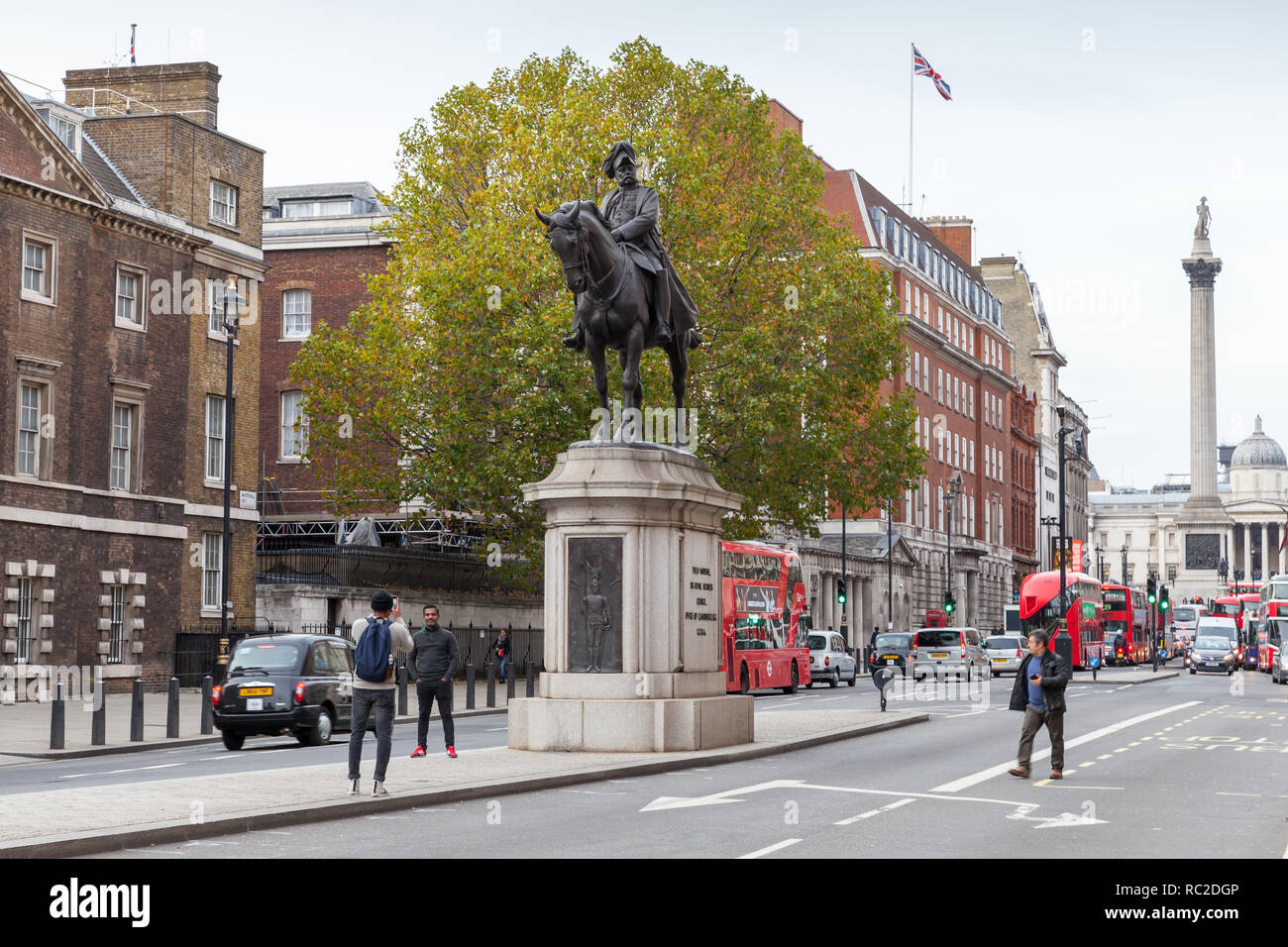 Duke of cambridge statue hi-res stock photography and images - Alamy