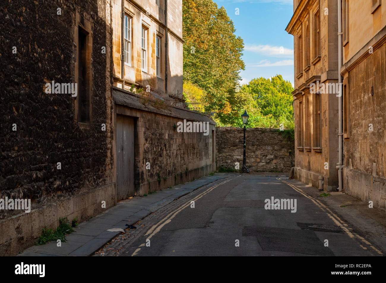 Back streets of oxford hi-res stock photography and images - Alamy