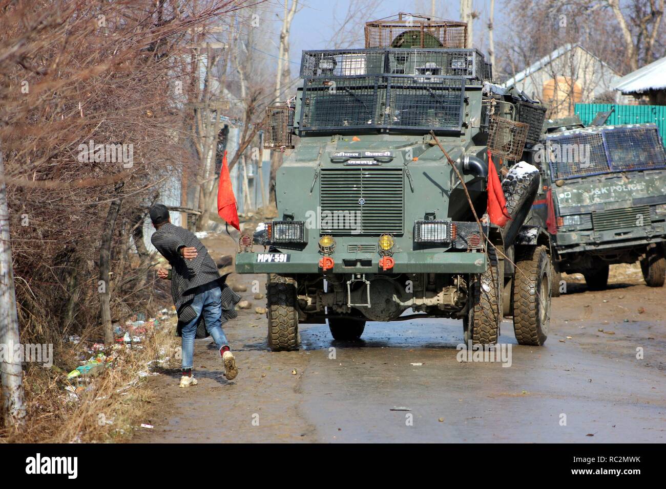 Shopian, India. 13th Jan, 2019. Intense clashes between the forces and ...