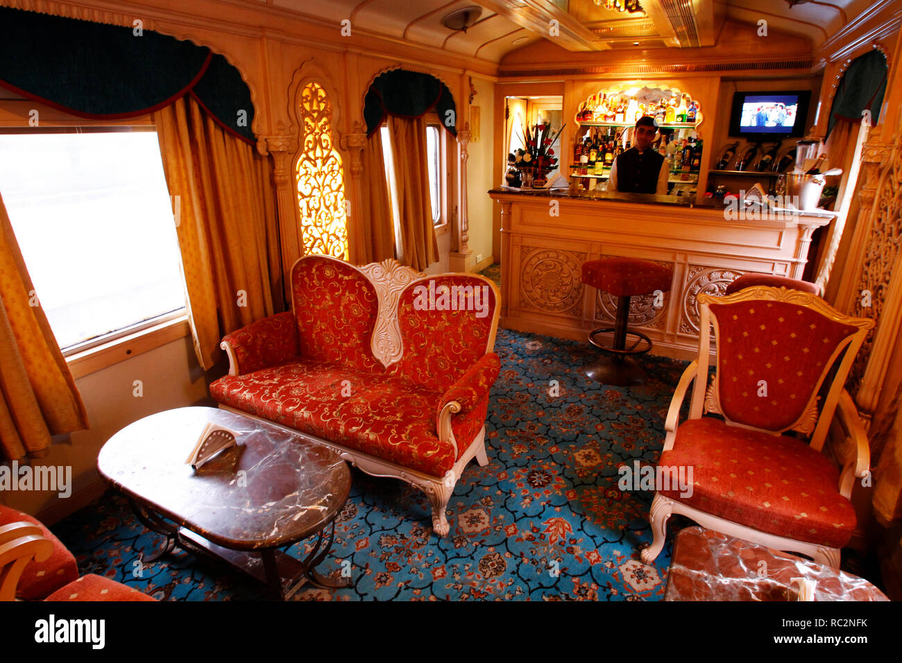 The Golden Chariot Luxury train, Karnataka, India Stock Photo - Alamy