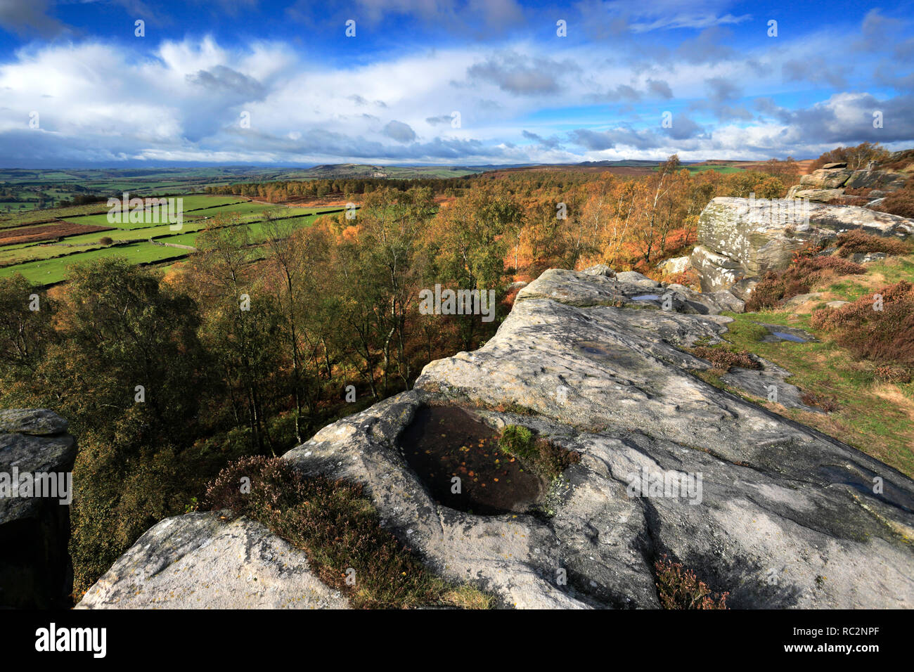 Autumn view over Birchen Edge, Peak District National Park, Derbyshire ...