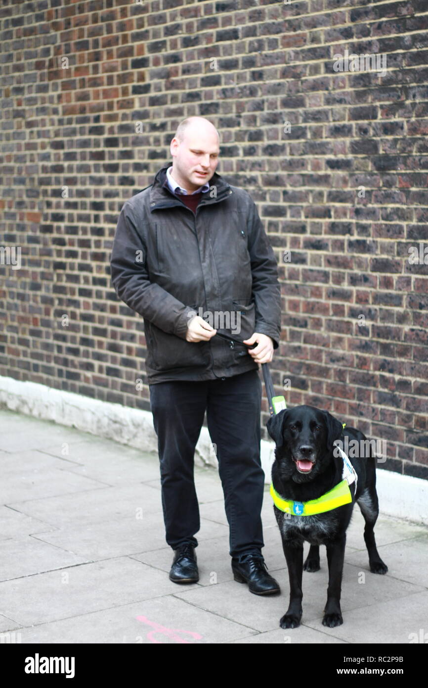 Conversationalist hi-res stock photography and images - Alamy