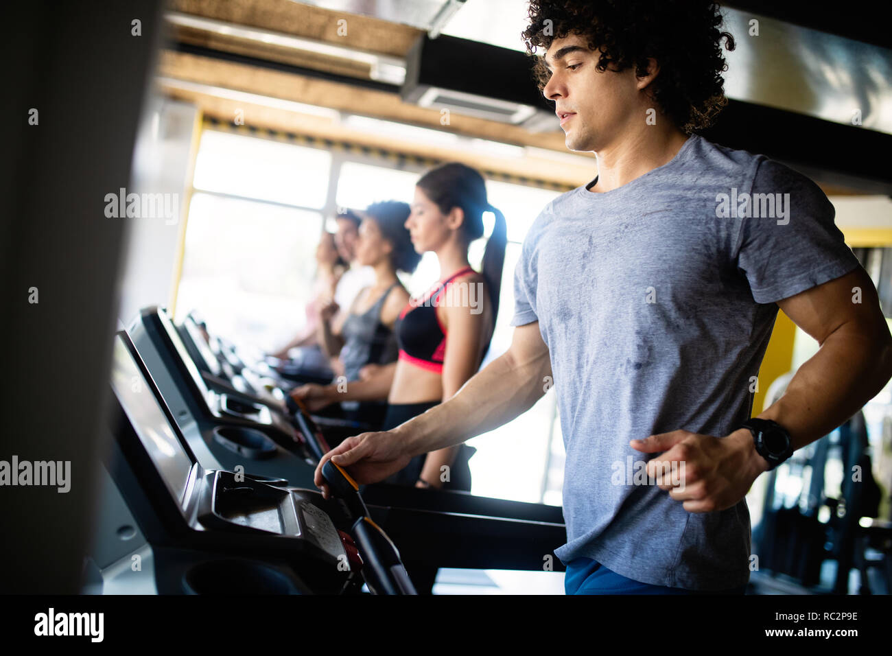 Exercise sport hi-res stock photography and images - Alamy