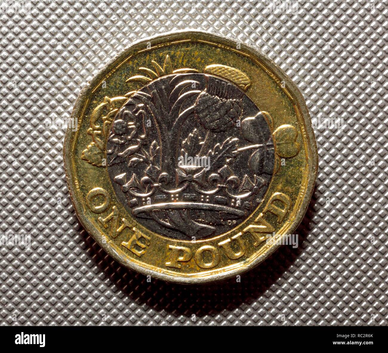 One pound coin close up macro Stock Photo - Alamy