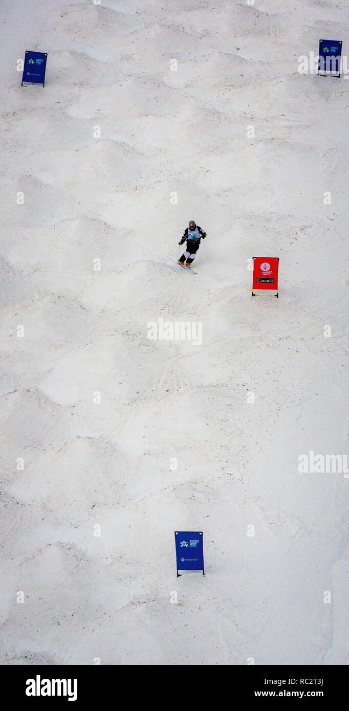 Fis moguls hi-res stock photography and images - Alamy