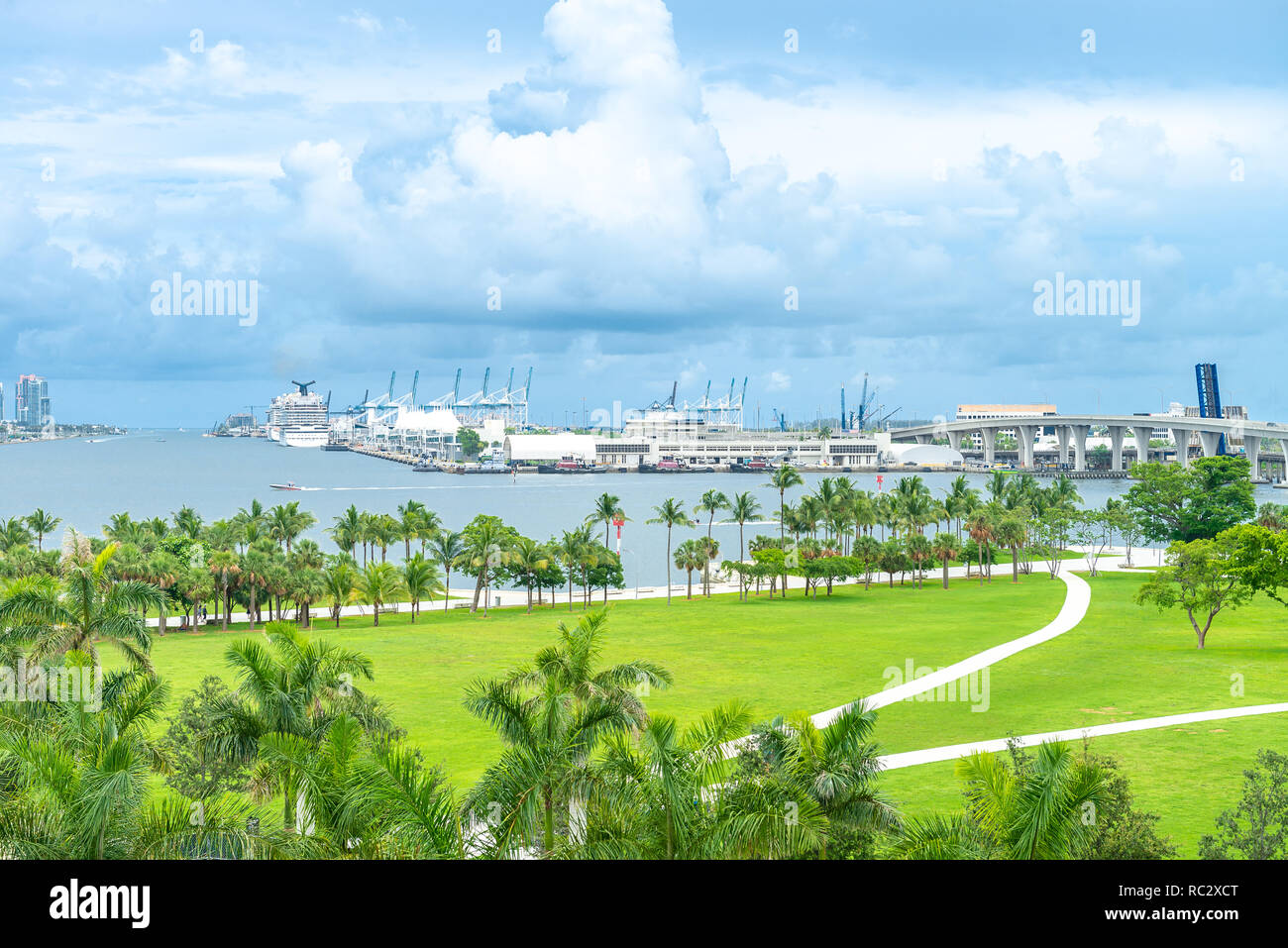 Miami, USA - jun 10, 2018: Skyline of Miami city from the museum park ...