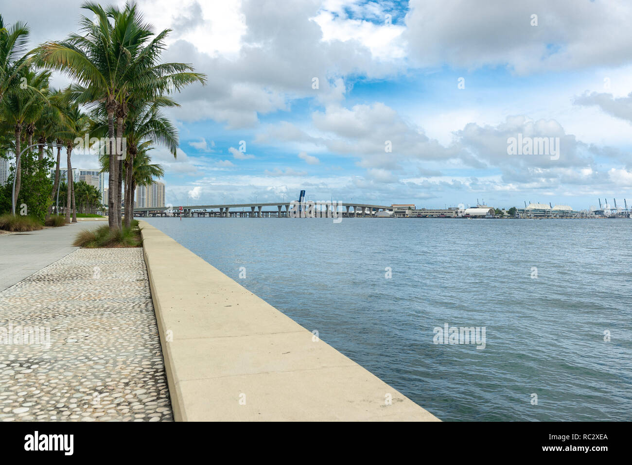 Miami, USA - jun 10, 2018: baywalk at the museum park in Miami Stock ...
