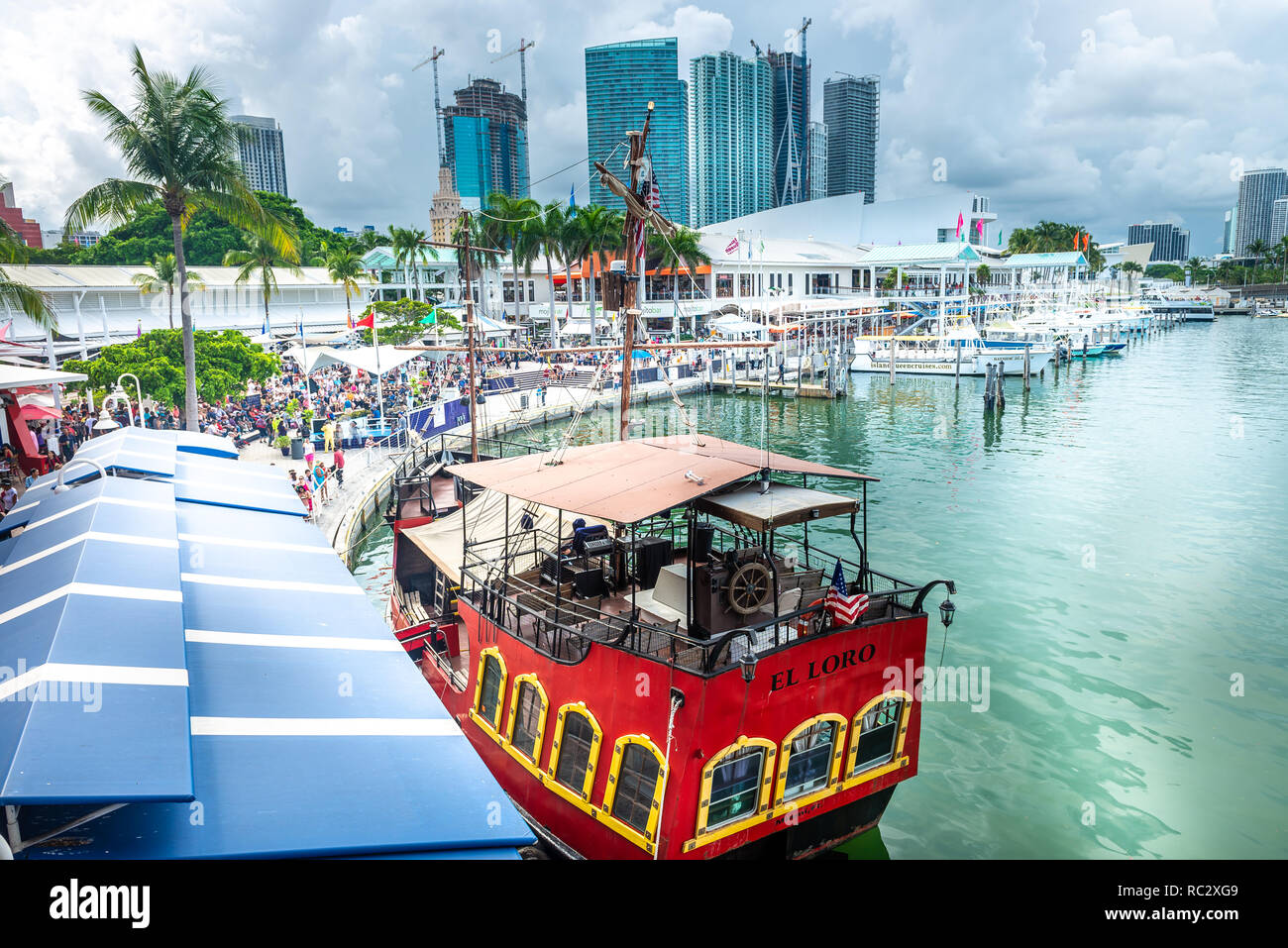 Side view usa motor hi-res stock photography and images - Alamy
