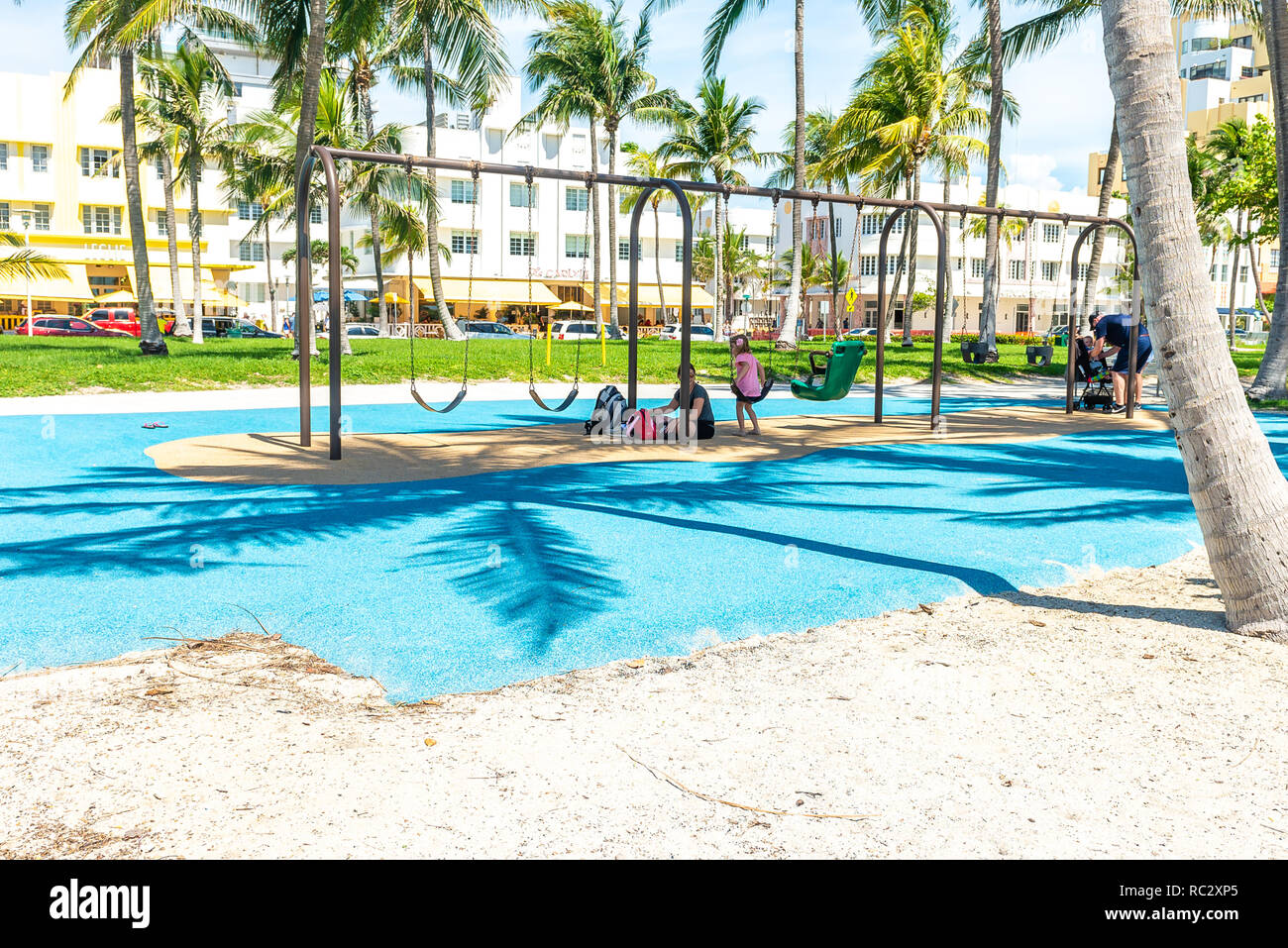 Kids having picnic playground hi-res stock photography and images - Alamy