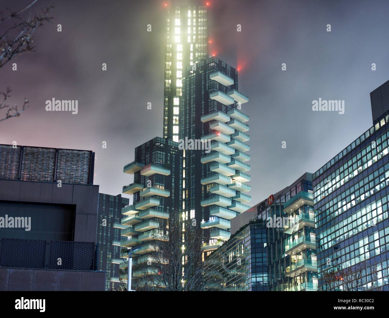 Torre solaria hi-res stock photography and images - Alamy
