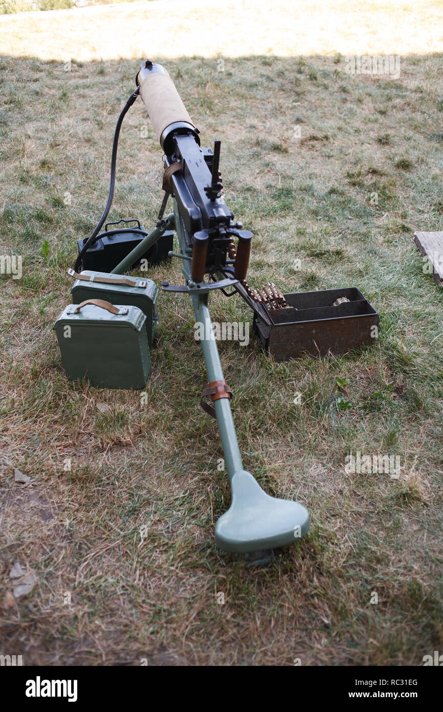 WWI german machine gun MG 08 with amunition belt Stock Photo - Alamy