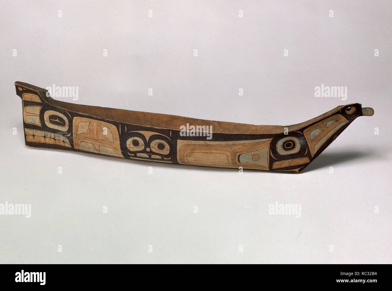 CANOA DE LOS INDIOS DE COSTAS DEL NOROESTE DE AMERICA. Location: MUSEUM ...