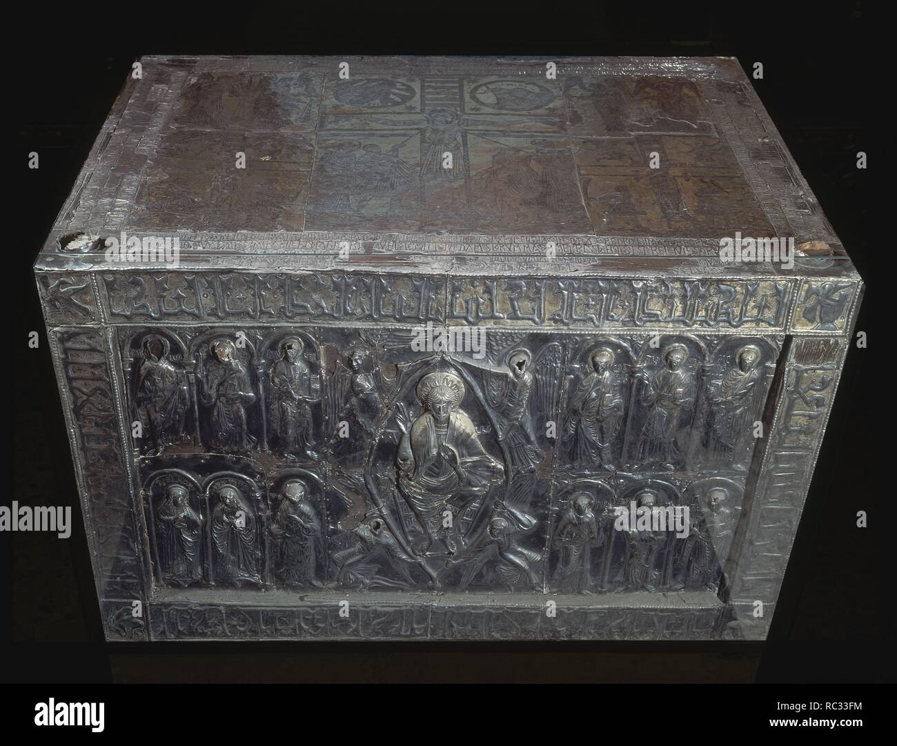 CAMARA SANTA - ARCA SANTA DEL SIGLO XI. Location: CATEDRAL DE SAN ...