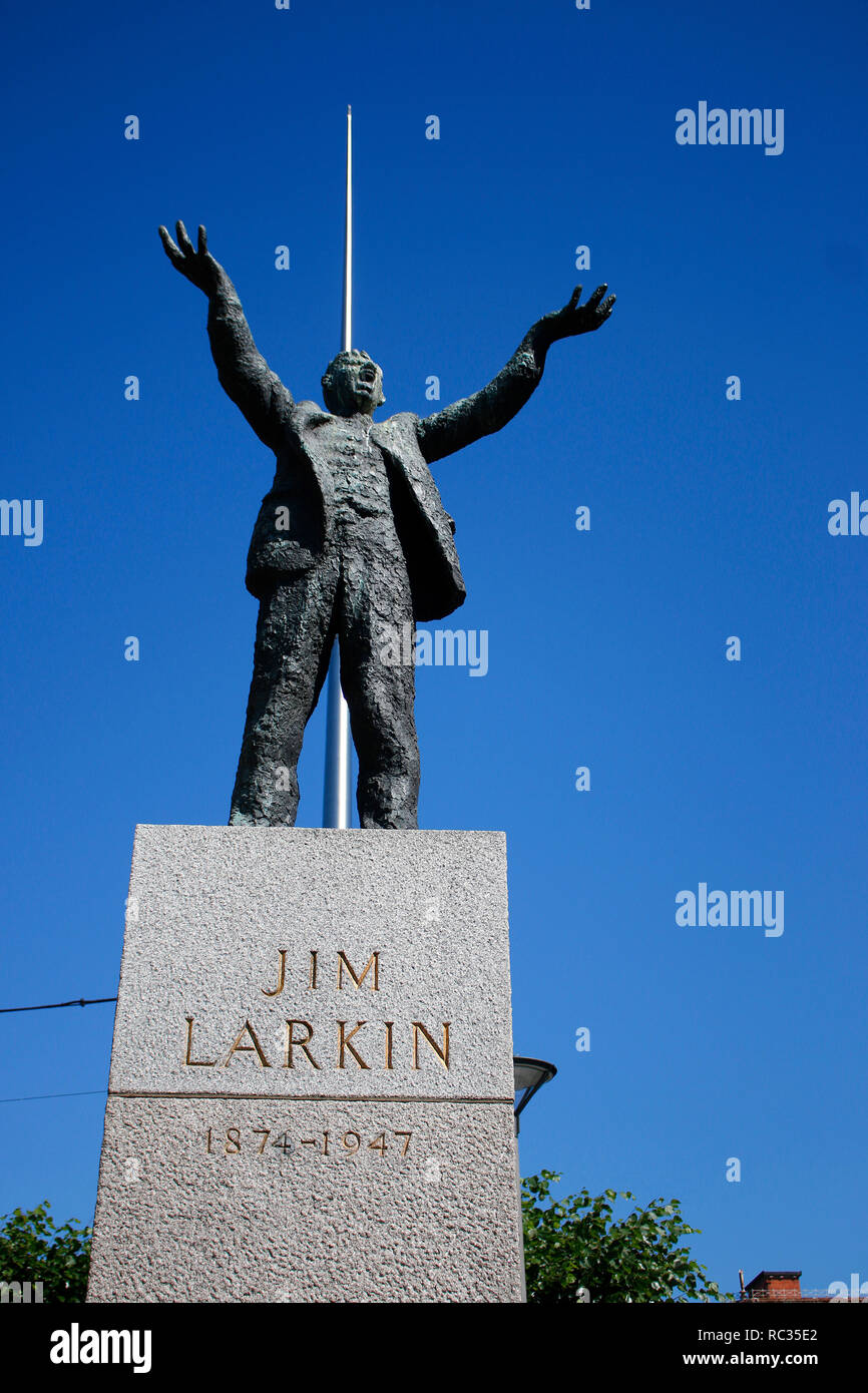 Jim Larkin Statue, The Spire, O'Connell Street, Dublin, Irland/ Ireland ...