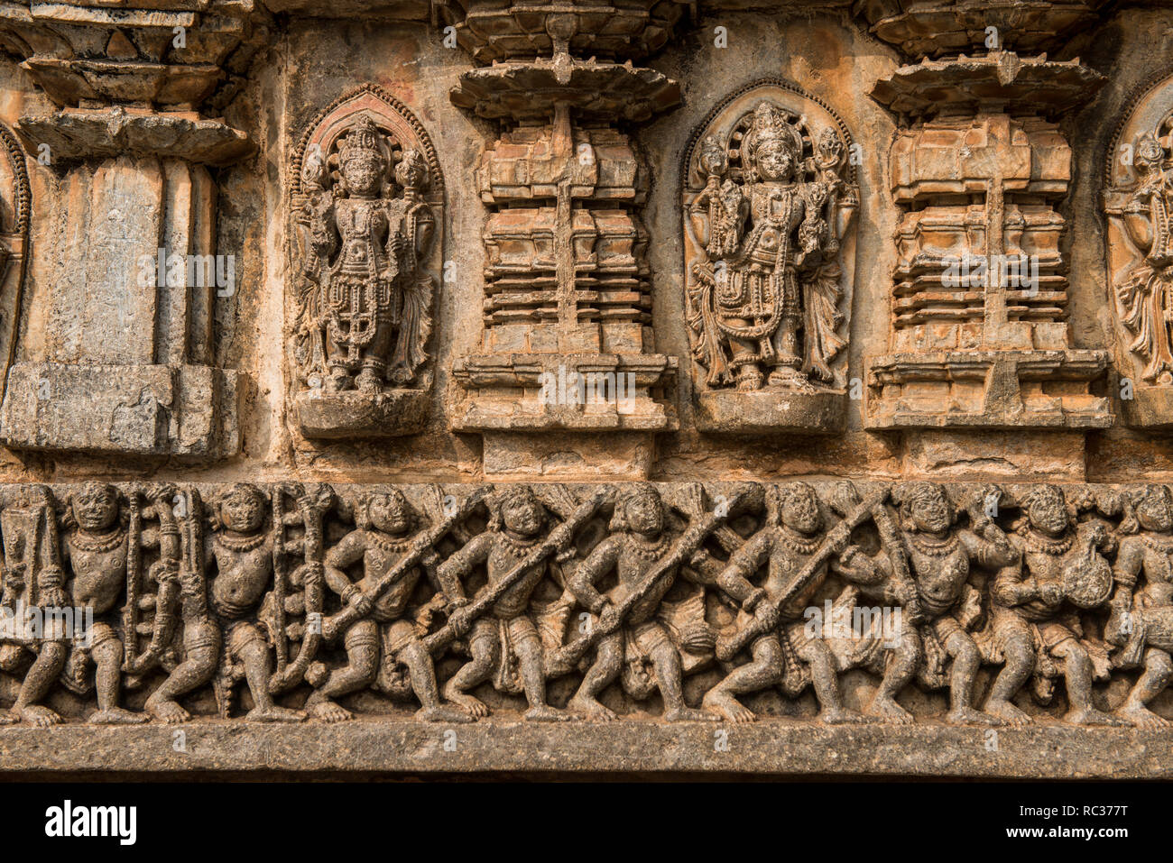 Sculptured wall of ancient Temple Stock Photo - Alamy