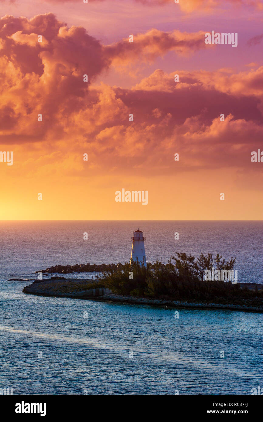 Lighthouse at sunset in the paradise island in Nassau, Bahamas Stock ...