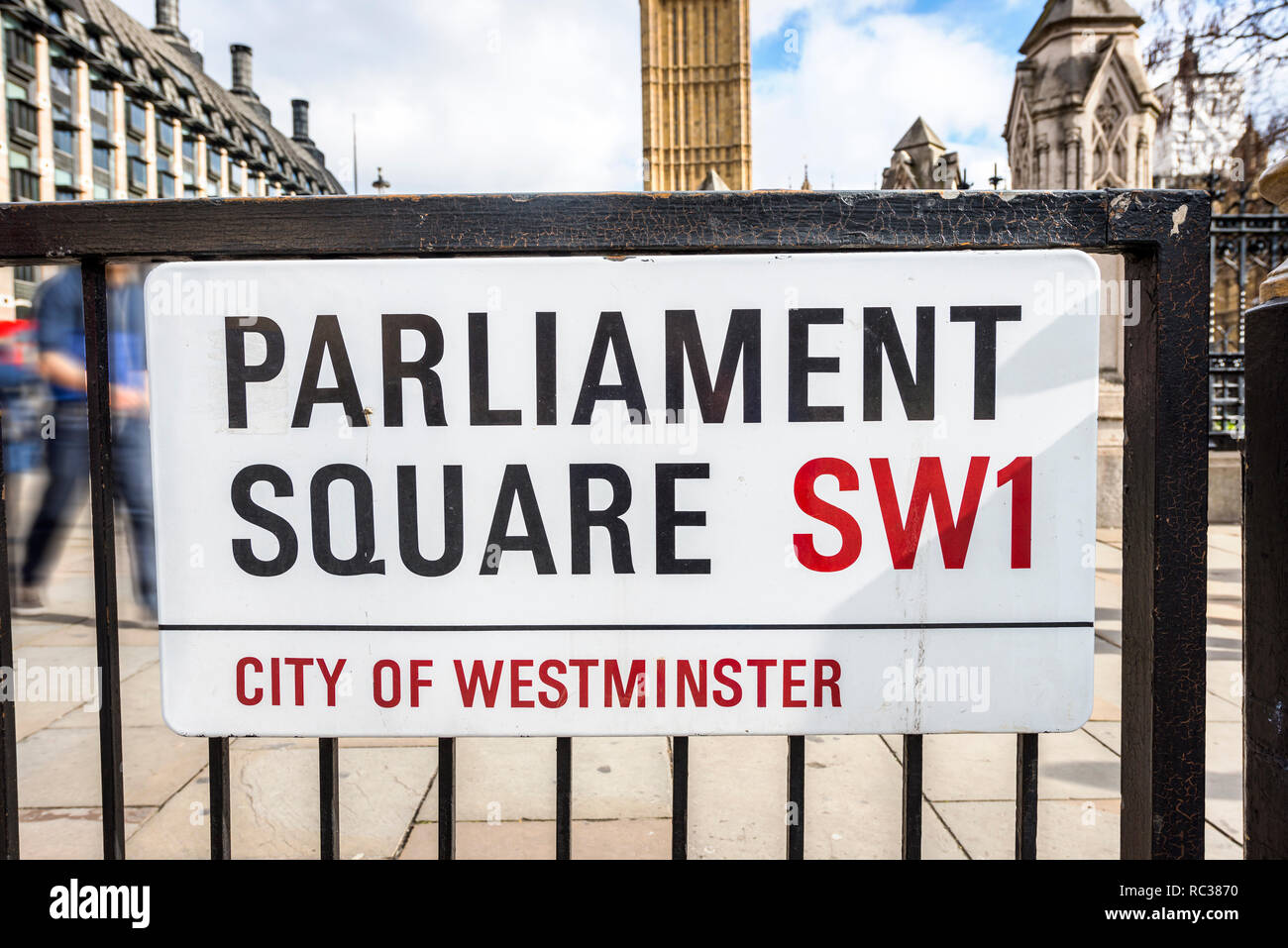 Street sign parliament square london hi-res stock photography and ...